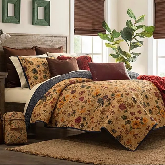 Patricia Nash | Bedding | New Patricia Nash Prairie Rose Reversible 3piece King Quilt Set ...